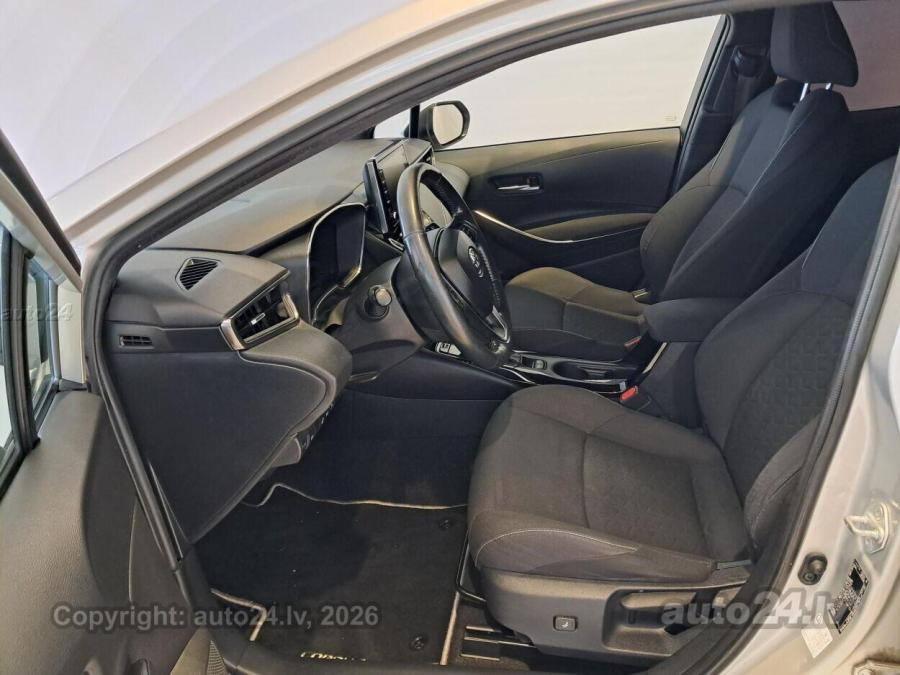 Pelēks Toyota Corolla 2022 Narva, ar dzinēja tilpumu 1.80 L un nobraukumu 84 tūkst. km par 17900 €, foto 11 vietnē AUTOMOTO.COM.LV