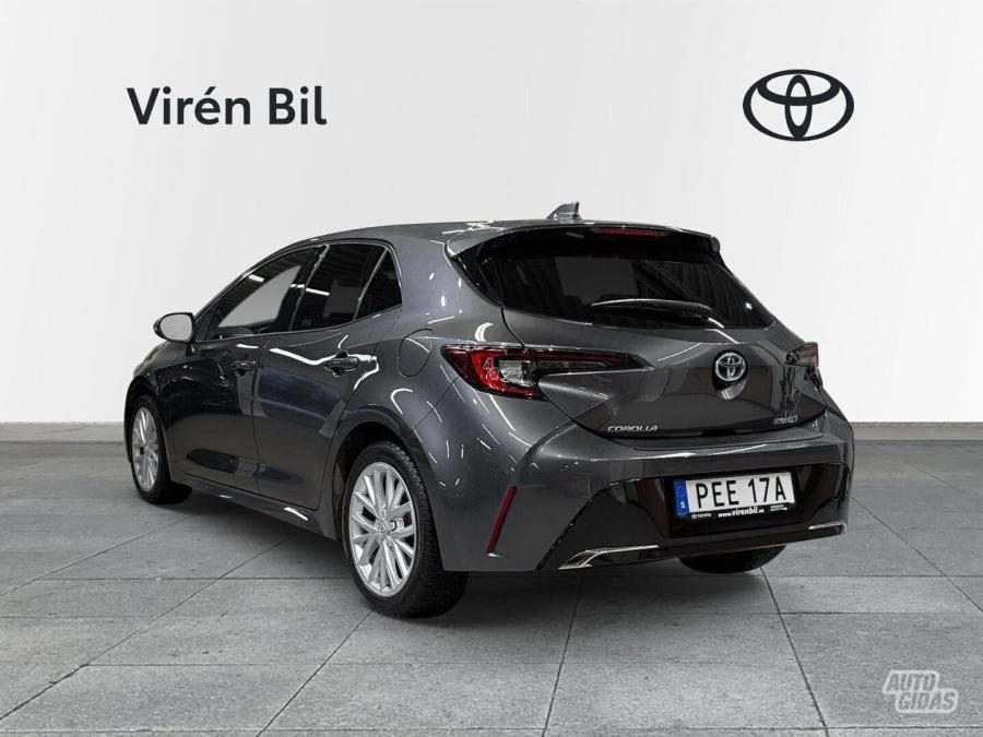 Pelēks Toyota Corolla 2023 Kauņa, ar dzinēja tilpumu 0.00 L un nobraukumu 28 tūkst. km par 29975 €, foto 3 vietnē AUTOMOTO.COM.LV