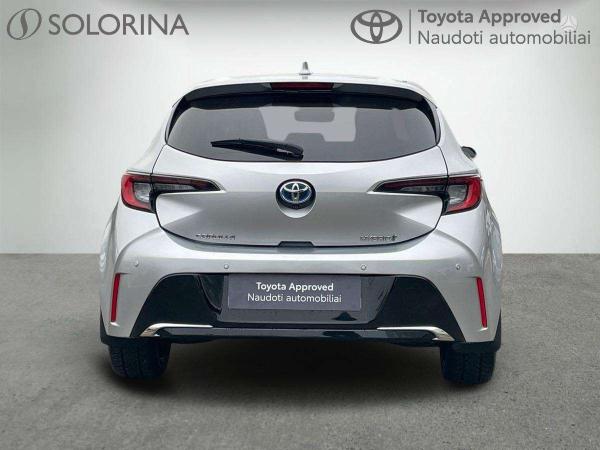 Pelēks Toyota Corolla 2023 Klaipėda, ar dzinēja tilpumu 1.80 L un nobraukumu 49 tūkst. km par 20900 €, foto 4 vietnē AUTOMOTO.COM.LV