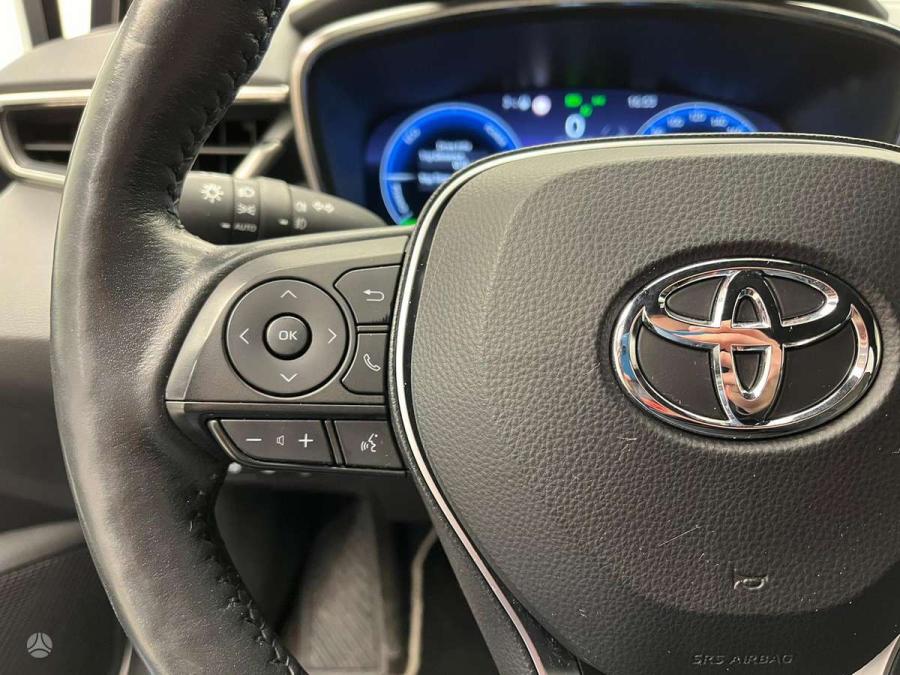 Pelēks Toyota Corolla 2023 Panevēža, ar dzinēja tilpumu 1.80 L un nobraukumu 53 tūkst. km par 21990 €, foto 20 vietnē AUTOMOTO.COM.LV