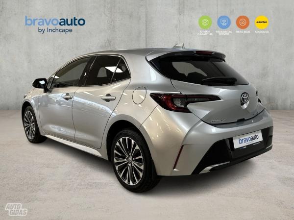 Grey Toyota Corolla 2023 in Vilnius, with an engine capacity of 1.80 L and mileage of 36 thousand km for 22777 €, photo 3 on AUTOMOTO.COM.LV