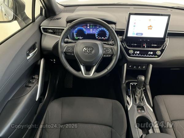 Pelēks Toyota Corolla 2023 Rakvere, ar dzinēja tilpumu 1.99 L un nobraukumu 41 tūkst. km par 28990 €, foto 8 vietnē AUTOMOTO.COM.LV