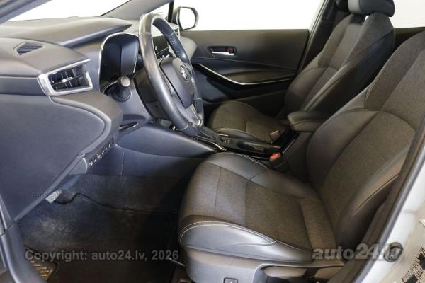 Pelēks Toyota Corolla 2023 Tallina, ar dzinēja tilpumu 1.80 L un nobraukumu 102 tūkst. km par 18500 €, foto 11 vietnē AUTOMOTO.COM.LV