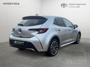 Grey Toyota Corolla 2023 in Riga, with an engine capacity of 1.80 L and mileage of 53 thousand km for 22500 €, photo 3 on AUTOMOTO.COM.LV