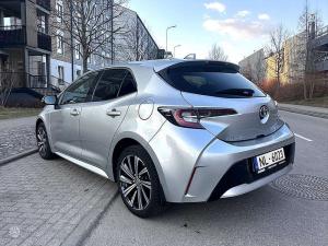 Pelēks Toyota Corolla 2023 Rīga, ar dzinēja tilpumu 1.80 L un nobraukumu 60 tūkst. km par 19000 €, foto 8 vietnē AUTOMOTO.COM.LV