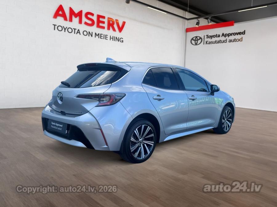 Grey Toyota Corolla 2023 in Paide, with an engine capacity of 1.80 L and mileage of 54 thousand km for 18490 €, photo 3 on AUTOMOTO.COM.LV