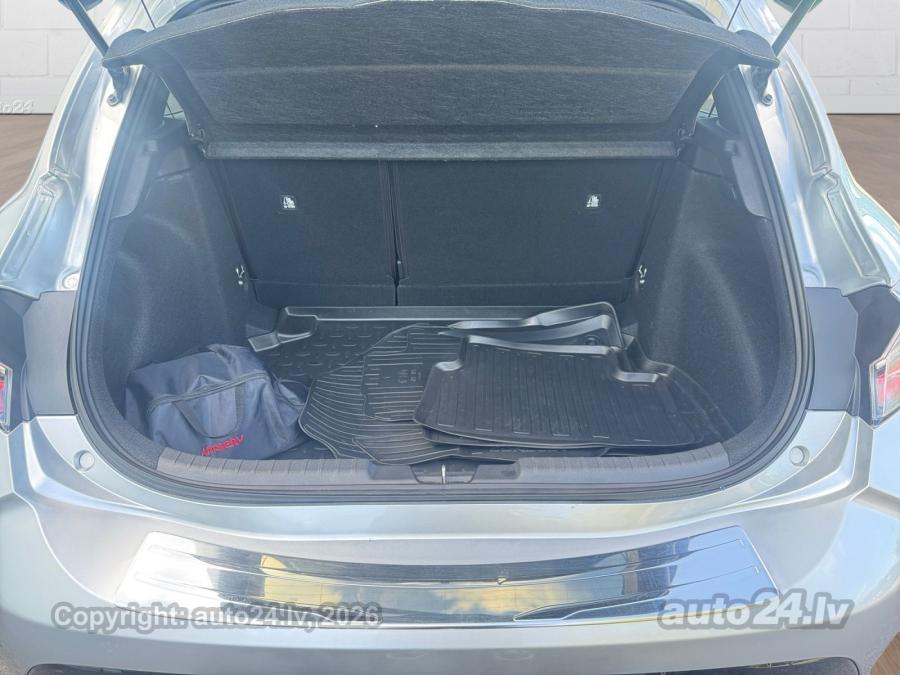 Grey Toyota Corolla 2023 in Paide, with an engine capacity of 1.80 L and mileage of 54 thousand km for 18490 €, photo 11 on AUTOMOTO.COM.LV