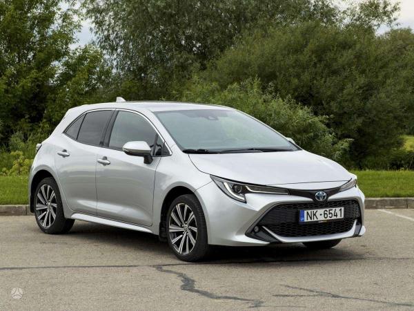 Pelēks Toyota Corolla 2023 Rīga, ar dzinēja tilpumu 1.80 L un nobraukumu 62 tūkst. km par 19000 €, foto 4 vietnē AUTOMOTO.COM.LV