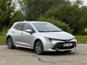 Pelēks Toyota Corolla 2023 Rīga, ar dzinēja tilpumu 1.80 L un nobraukumu 62 tūkst. km par 19000 €, foto 4 vietnē AUTOMOTO.COM.LV
