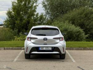 Pelēks Toyota Corolla 2023 Rīga, ar dzinēja tilpumu 1.80 L un nobraukumu 62 tūkst. km par 19000 €, foto 7 vietnē AUTOMOTO.COM.LV