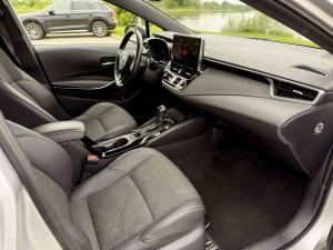 Pelēks Toyota Corolla 2023 Rīga, ar dzinēja tilpumu 1.80 L un nobraukumu 62 tūkst. km par 19000 €, foto 12 vietnē AUTOMOTO.COM.LV
