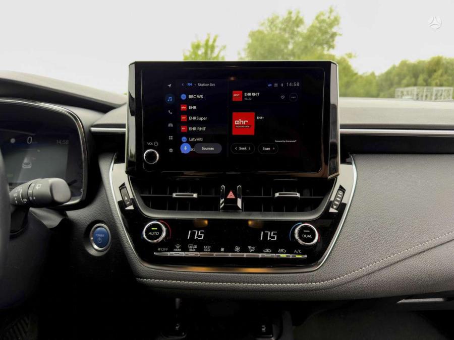 Pelēks Toyota Corolla 2023 Rīga, ar dzinēja tilpumu 1.80 L un nobraukumu 62 tūkst. km par 19000 €, foto 15 vietnē AUTOMOTO.COM.LV