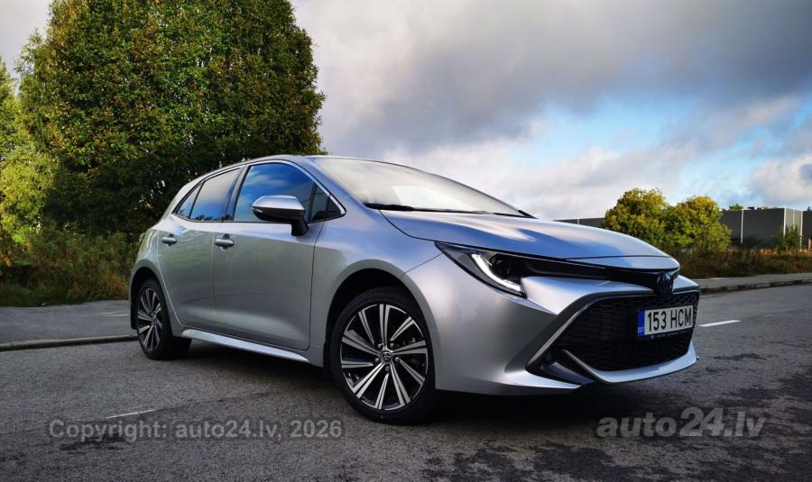 Grey Toyota Corolla 2023 in Tallinn, with an engine capacity of 1.80 L and mileage of 50 thousand km for 22499 €, photo 1 on AUTOMOTO.COM.LV