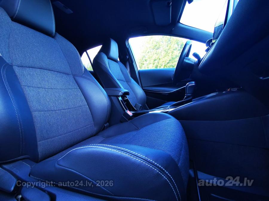 Grey Toyota Corolla 2023 in Tallinn, with an engine capacity of 1.80 L and mileage of 50 thousand km for 22499 €, photo 16 on AUTOMOTO.COM.LV