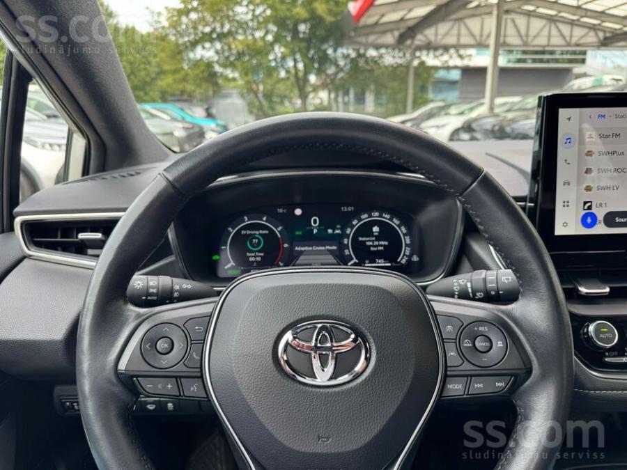 Grey Toyota Corolla 2023 in Riga, with an engine capacity of 1.80 L and mileage of 42 thousand km for 20850 €, photo 10 on AUTOMOTO.COM.LV