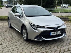 Grey Toyota Corolla 2023 in Riga, with an engine capacity of 1.80 L and mileage of 42 thousand km for 20850 €, photo  on AUTOMOTO.COM.LV
