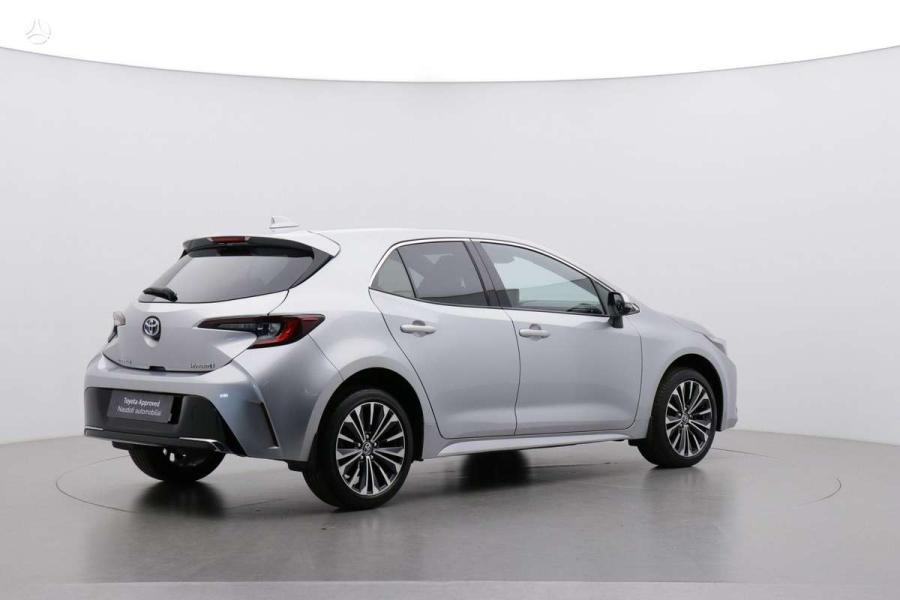Pelēks Toyota Corolla 2023 Viļņa, ar dzinēja tilpumu 1.80 L un nobraukumu 50 tūkst. km par 22900 €, foto 4 vietnē AUTOMOTO.COM.LV