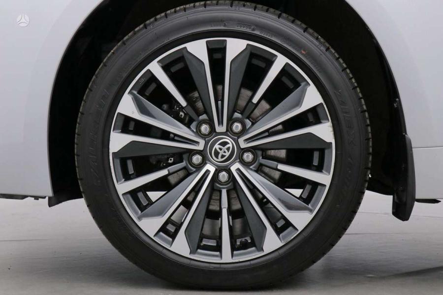 Pelēks Toyota Corolla 2023 Viļņa, ar dzinēja tilpumu 1.80 L un nobraukumu 50 tūkst. km par 22900 €, foto 17 vietnē AUTOMOTO.COM.LV