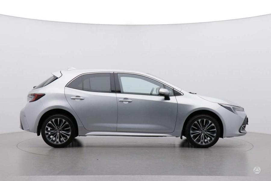 Pelēks Toyota Corolla 2023 Viļņa, ar dzinēja tilpumu 1.80 L un nobraukumu 50 tūkst. km par 22900 €, foto 18 vietnē AUTOMOTO.COM.LV