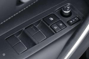 Pelēks Toyota Corolla 2023 Viļņa, ar dzinēja tilpumu 1.80 L un nobraukumu 50 tūkst. km par 22900 €, foto 23 vietnē AUTOMOTO.COM.LV