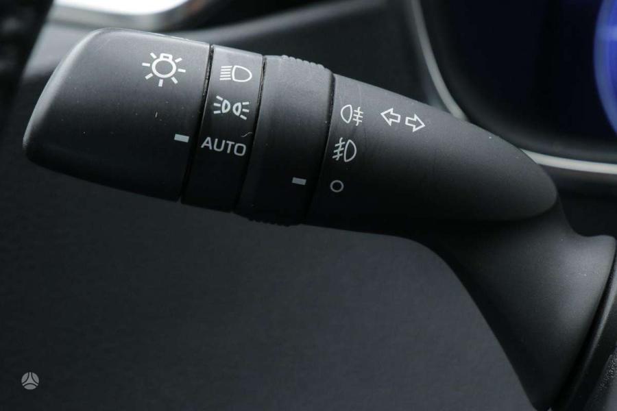 Pelēks Toyota Corolla 2023 Viļņa, ar dzinēja tilpumu 1.80 L un nobraukumu 50 tūkst. km par 22900 €, foto 25 vietnē AUTOMOTO.COM.LV