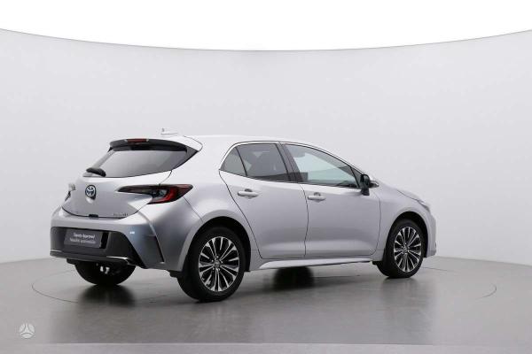 Toyota Corolla 2023 Viļņa vietnē Pelēks Toyota Corolla 2023 Viļņa, ar dzinēja tilpumu 1.80 L un nobraukumu 58 tūkst. km par 20900 €, foto 4 vietnē AUTOMOTO.COM.LV