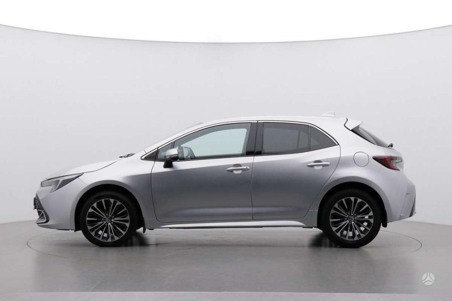 Grey Toyota Corolla 2023 in Vilnius, with an engine capacity of 1.80 L and mileage of 58 thousand km for 20900 €, photo 5 on AUTOMOTO.COM.LV