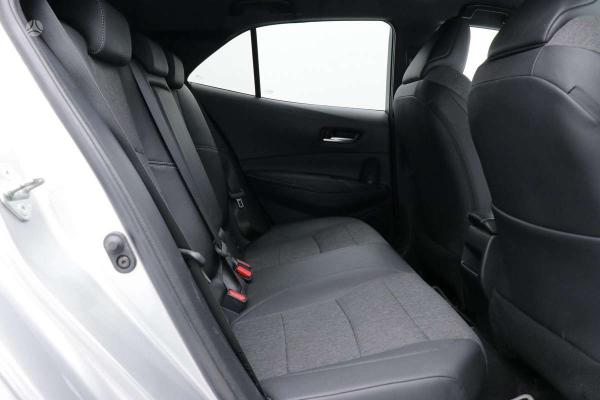 Toyota Corolla 2023 Viļņa vietnē Pelēks Toyota Corolla 2023 Viļņa, ar dzinēja tilpumu 1.80 L un nobraukumu 58 tūkst. km par 20900 €, foto 11 vietnē AUTOMOTO.COM.LV