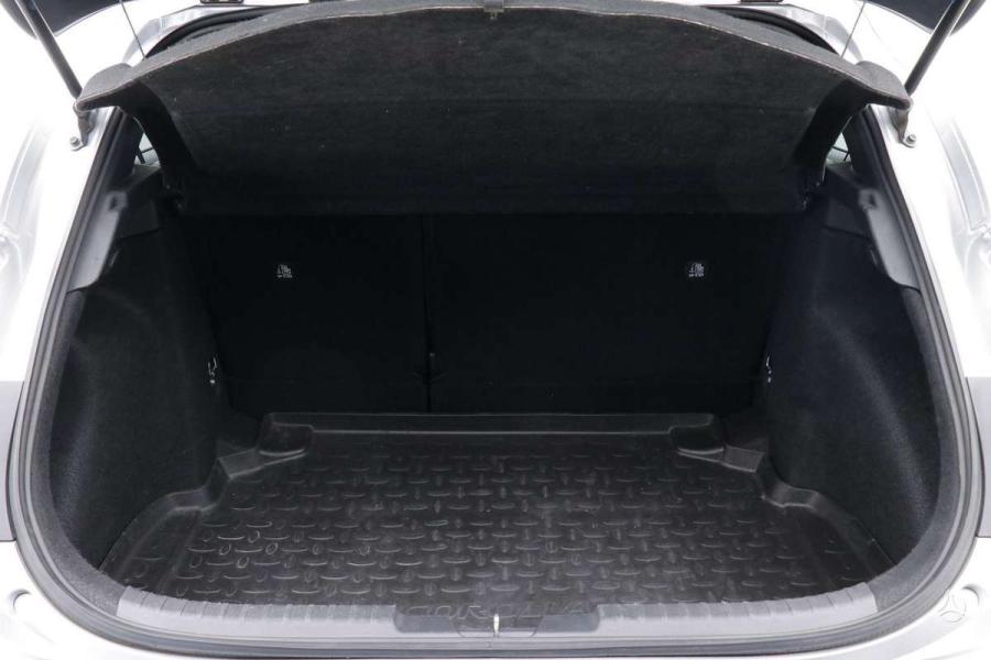 Grey Toyota Corolla 2023 in Vilnius, with an engine capacity of 1.80 L and mileage of 58 thousand km for 20900 €, photo 12 on AUTOMOTO.COM.LV