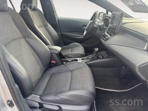 Pelēks Toyota Corolla 2023 Rīga, ar dzinēja tilpumu 1.80 L un nobraukumu 58 tūkst. km par 22500 €, foto 7 vietnē AUTOMOTO.COM.LV