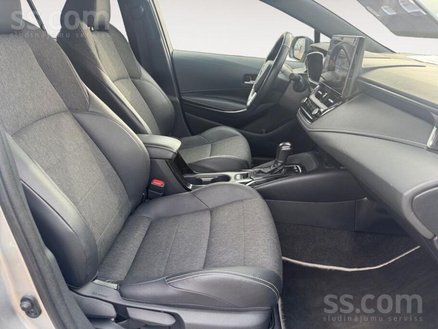 Pelēks Toyota Corolla 2023 Rīga, ar dzinēja tilpumu 1.80 L un nobraukumu 58 tūkst. km par 22500 €, foto 7 vietnē AUTOMOTO.COM.LV