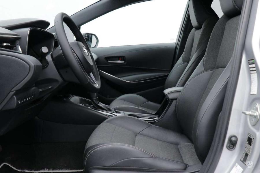 Pelēks Toyota Corolla 2023 Viļņa, ar dzinēja tilpumu 1.80 L un nobraukumu 73 tūkst. km par 20900 €, foto 13 vietnē AUTOMOTO.COM.LV