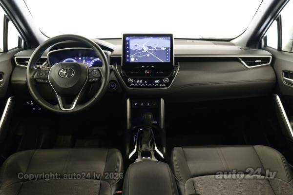 Grey Toyota Corolla 2024 in Tallinn, with an engine capacity of 1.99 L and mileage of 26 thousand km for 36900 €, photo 8 on AUTOMOTO.COM.LV