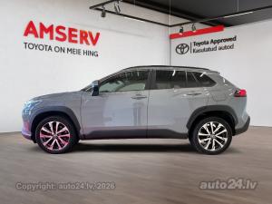 Pelēks Toyota Corolla 2024 Pērnava, ar dzinēja tilpumu 1.80 L un nobraukumu 31 tūkst. km par 31490 €, foto 4 vietnē AUTOMOTO.COM.LV