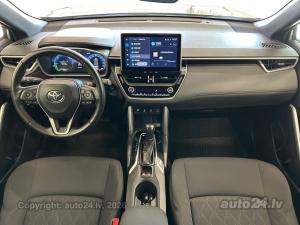 Pelēks Toyota Corolla 2024 Pērnava, ar dzinēja tilpumu 1.80 L un nobraukumu 31 tūkst. km par 31490 €, foto 8 vietnē AUTOMOTO.COM.LV