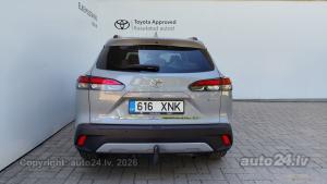 Pelēks Toyota Corolla 2024 Tallina, ar dzinēja tilpumu 1.80 L un nobraukumu 29 tūkst. km par 33995 €, foto 5 vietnē AUTOMOTO.COM.LV