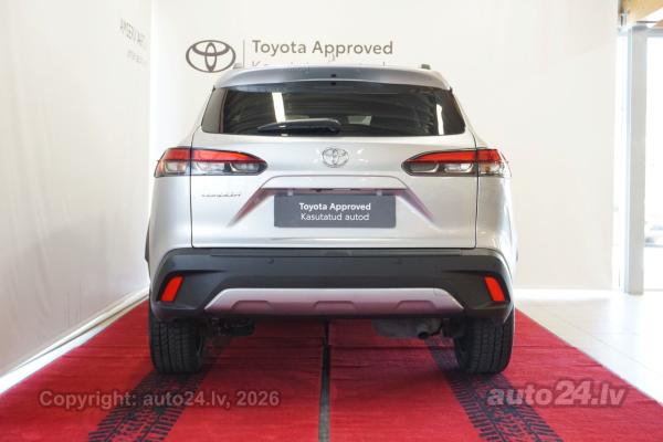 Pelēks Toyota Corolla 2024 Tartu, ar dzinēja tilpumu 1.80 L un nobraukumu 30 tūkst. km par 31490 €, foto 4 vietnē AUTOMOTO.COM.LV