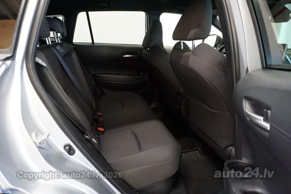 Pelēks Toyota Corolla 2024 Tartu, ar dzinēja tilpumu 1.80 L un nobraukumu 30 tūkst. km par 31490 €, foto 7 vietnē AUTOMOTO.COM.LV