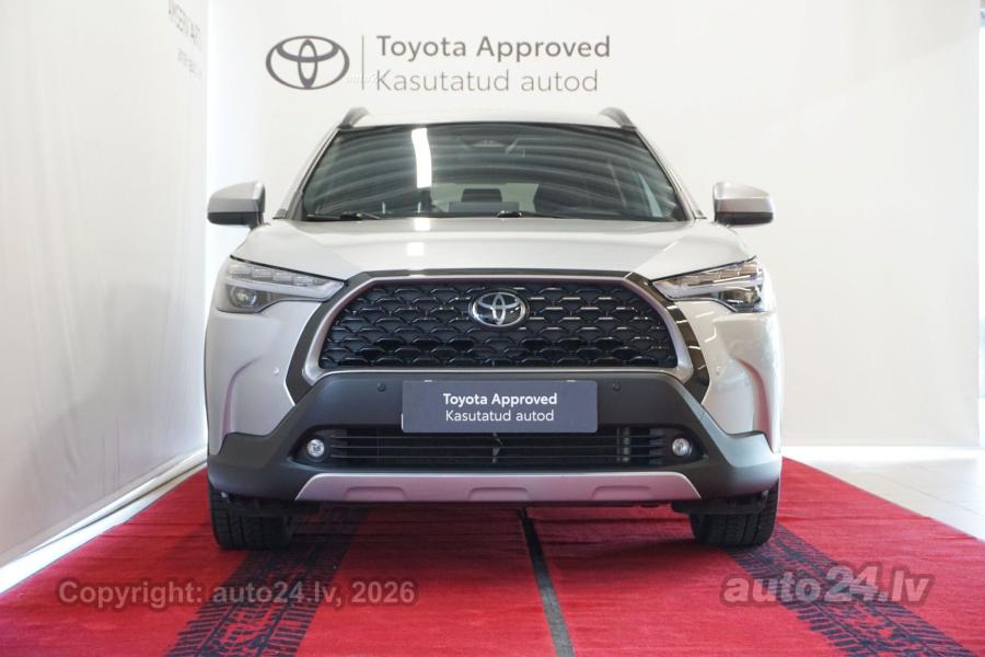 Grey Toyota Corolla 2024 in Tartu, with an engine capacity of 1.80 L and mileage of 30 thousand km for 31490 €, photo 6 on AUTOMOTO.COM.LV