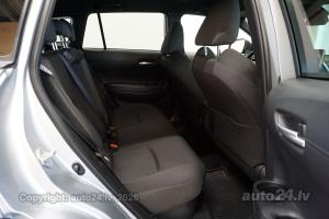 Grey Toyota Corolla 2024 in Tartu, with an engine capacity of 1.80 L and mileage of 30 thousand km for 31490 €, photo 8 on AUTOMOTO.COM.LV