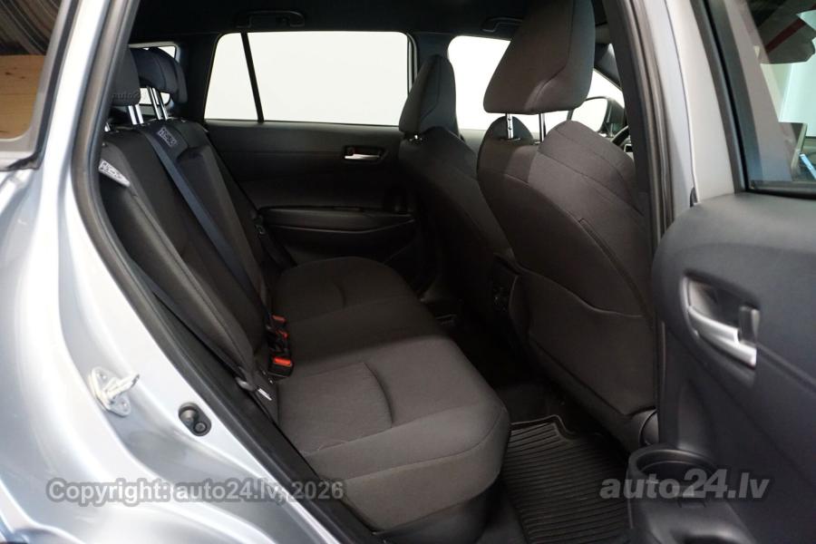 Grey Toyota Corolla 2024 in Tartu, with an engine capacity of 1.80 L and mileage of 30 thousand km for 31490 €, photo 8 on AUTOMOTO.COM.LV