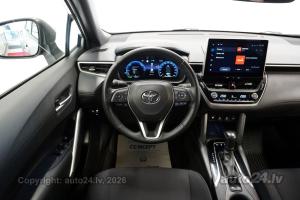 Grey Toyota Corolla 2024 in Tartu, with an engine capacity of 1.80 L and mileage of 30 thousand km for 31490 €, photo 10 on AUTOMOTO.COM.LV