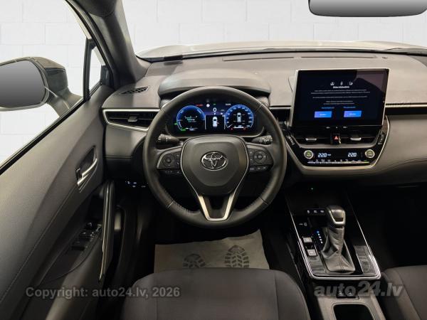 Grey Toyota Corolla 2025 in Tartu, with an engine capacity of 1.80 L and mileage of 16 thousand km for 35490 €, photo 10 on AUTOMOTO.COM.LV