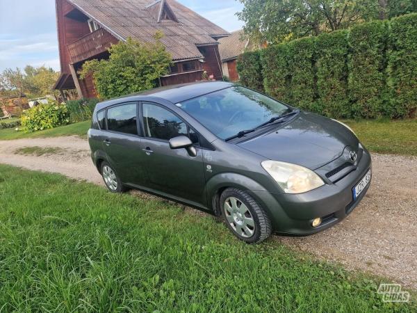 Toyota Corolla 2004 Anykščiai vietnē Pelēks Toyota Corolla 2004 Anykščiai, ar dzinēja tilpumu 2.00 L un nobraukumu 310 tūkst. km par 1550 €, foto 3 vietnē AUTOMOTO.COM.LV