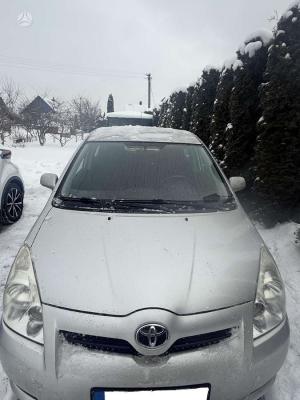 Pelēks Toyota Corolla 2007 Trakai, ar dzinēja tilpumu 2.23 L un nobraukumu 288 tūkst. km par 2300 €, foto 2 vietnē AUTOMOTO.COM.LV