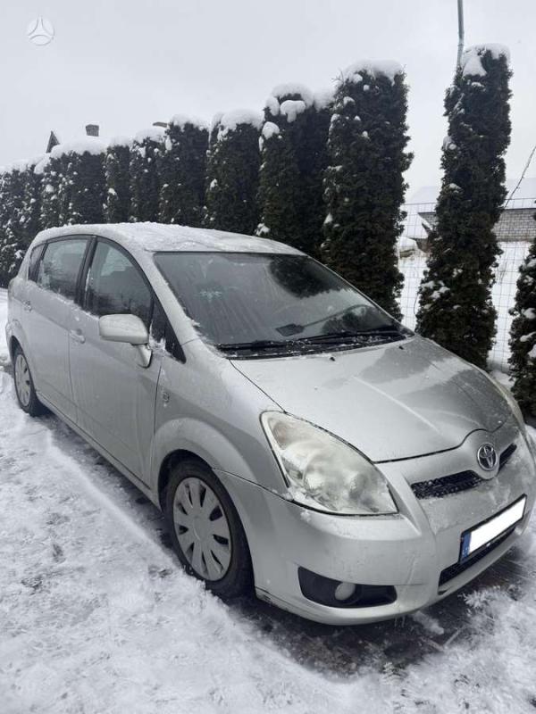 Pelēks Toyota Corolla 2007 Trakai, ar dzinēja tilpumu 2.23 L un nobraukumu 288 tūkst. km par 2300 €, foto 4 vietnē AUTOMOTO.COM.LV