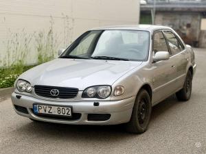 Серый Тойота Королла 2001 в Вильнюс, объемом двигателя 1.60 л и пробегом 303 тыс. км за 800 €, фото  на AUTOMOTO.COM.LV