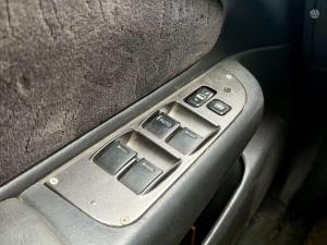 Pelēks Toyota Corolla 2001 Viļņa, ar dzinēja tilpumu 1.60 L un nobraukumu 303 tūkst. km par 750 €, foto 18 vietnē AUTOMOTO.COM.LV