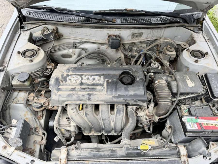 Pelēks Toyota Corolla 2001 Viļņa, ar dzinēja tilpumu 1.60 L un nobraukumu 303 tūkst. km par 750 €, foto 23 vietnē AUTOMOTO.COM.LV