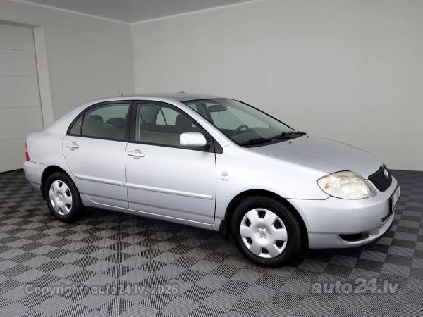 Серый Тойота Королла 2003 в Таллин, объемом двигателя 1.60 л и пробегом 219 тыс. км за 1499 €, фото 1 на AUTOMOTO.COM.LV